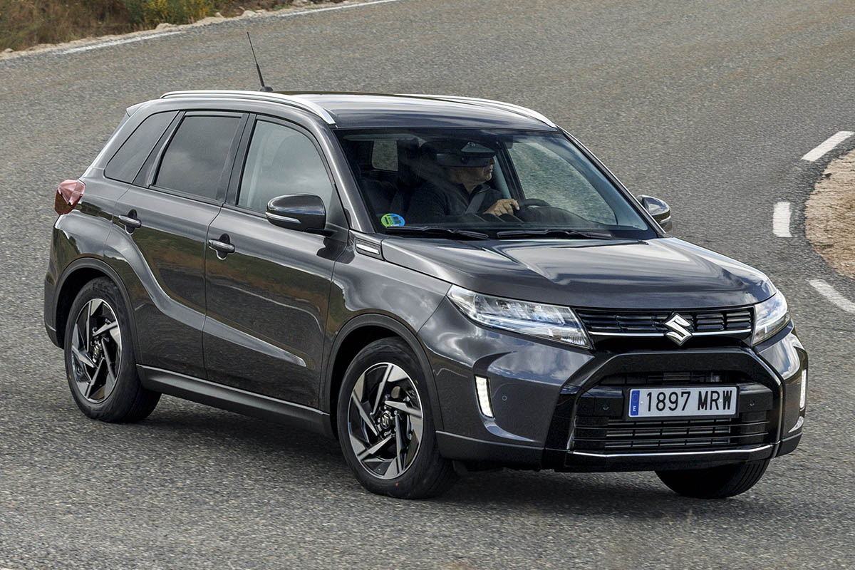 Suzuki Vitara (2024) | Cambios en la información - km77.com