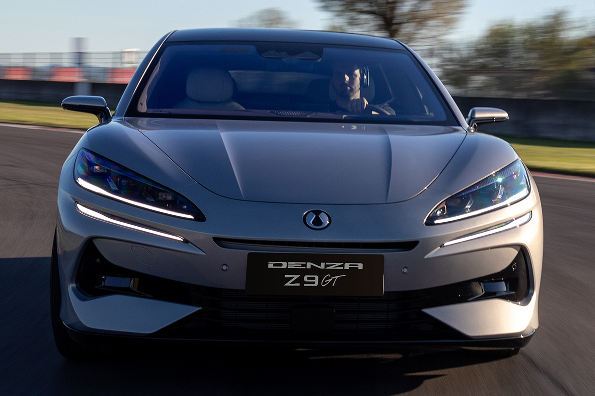 DENZA Z9GT (2025) - Más de 900 CV y tecnología inédita | Cambios en la información - km77.com